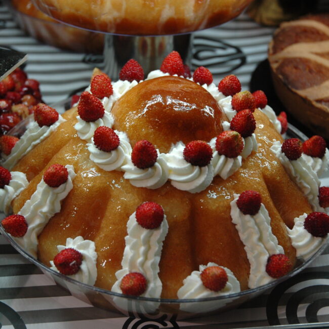 Babà: ricetta originale del babà al rum e consigli - Cucinare Facile