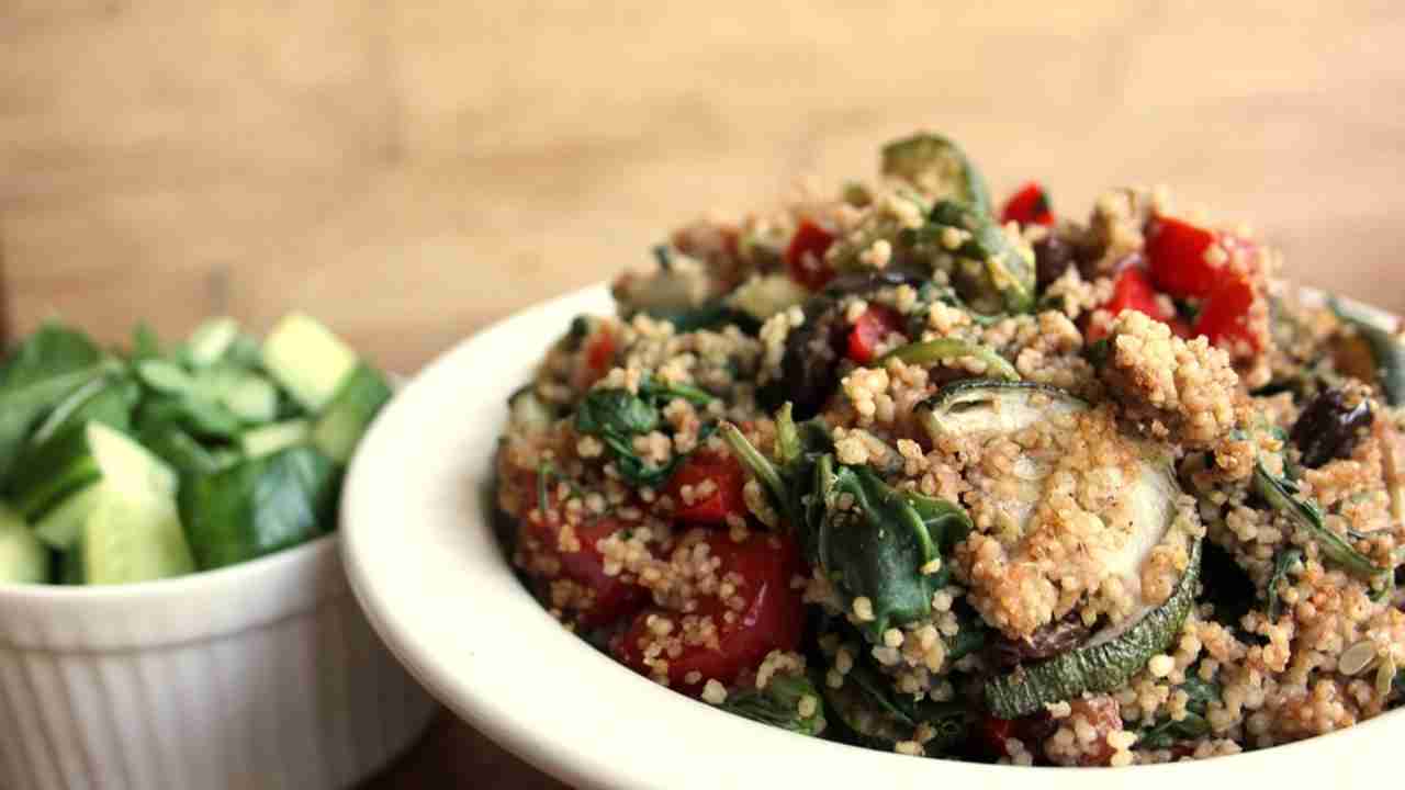Cous cous: cos'è, calorie, come si cucina e ricette - Cucinare Facile