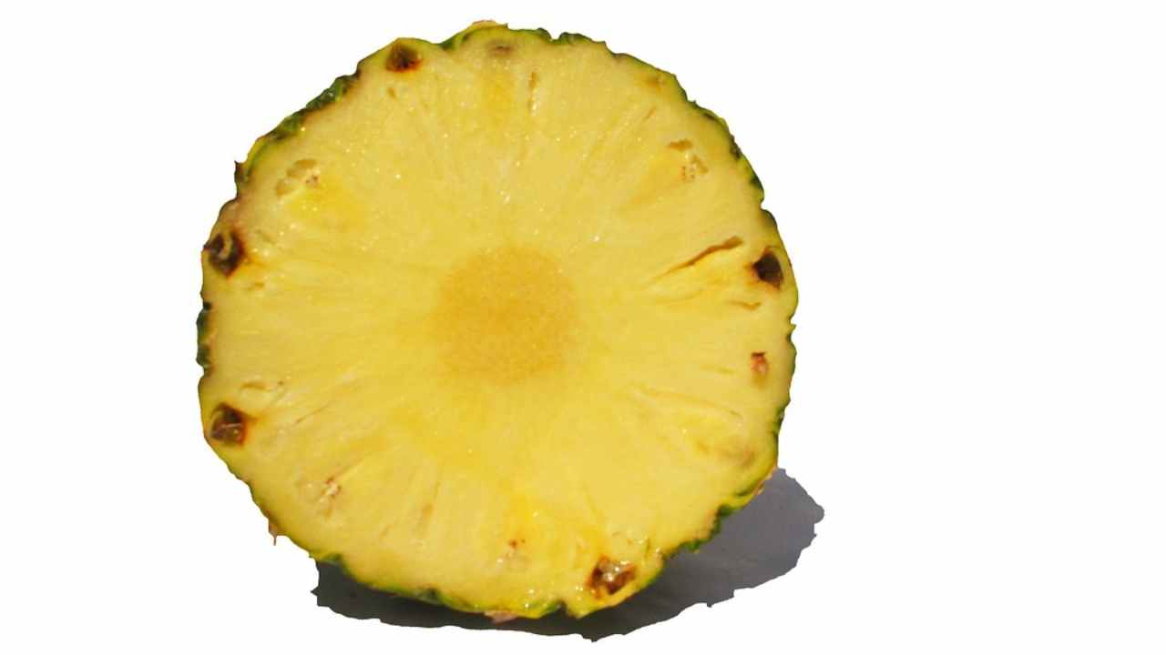 Ananas: proprietà, benefici, ricette e controindicazioni