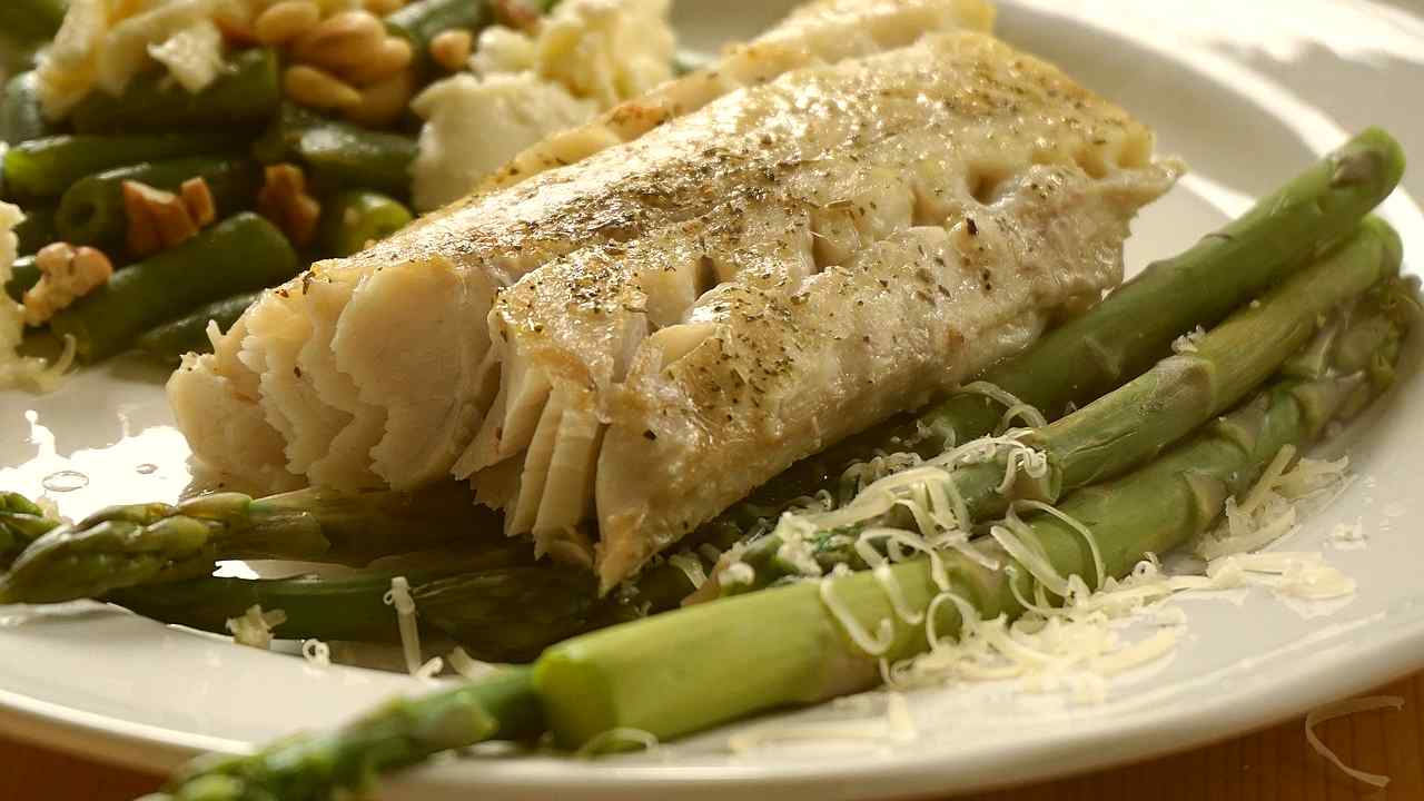 Nasello in padella: ricette, consigli e guida pratica