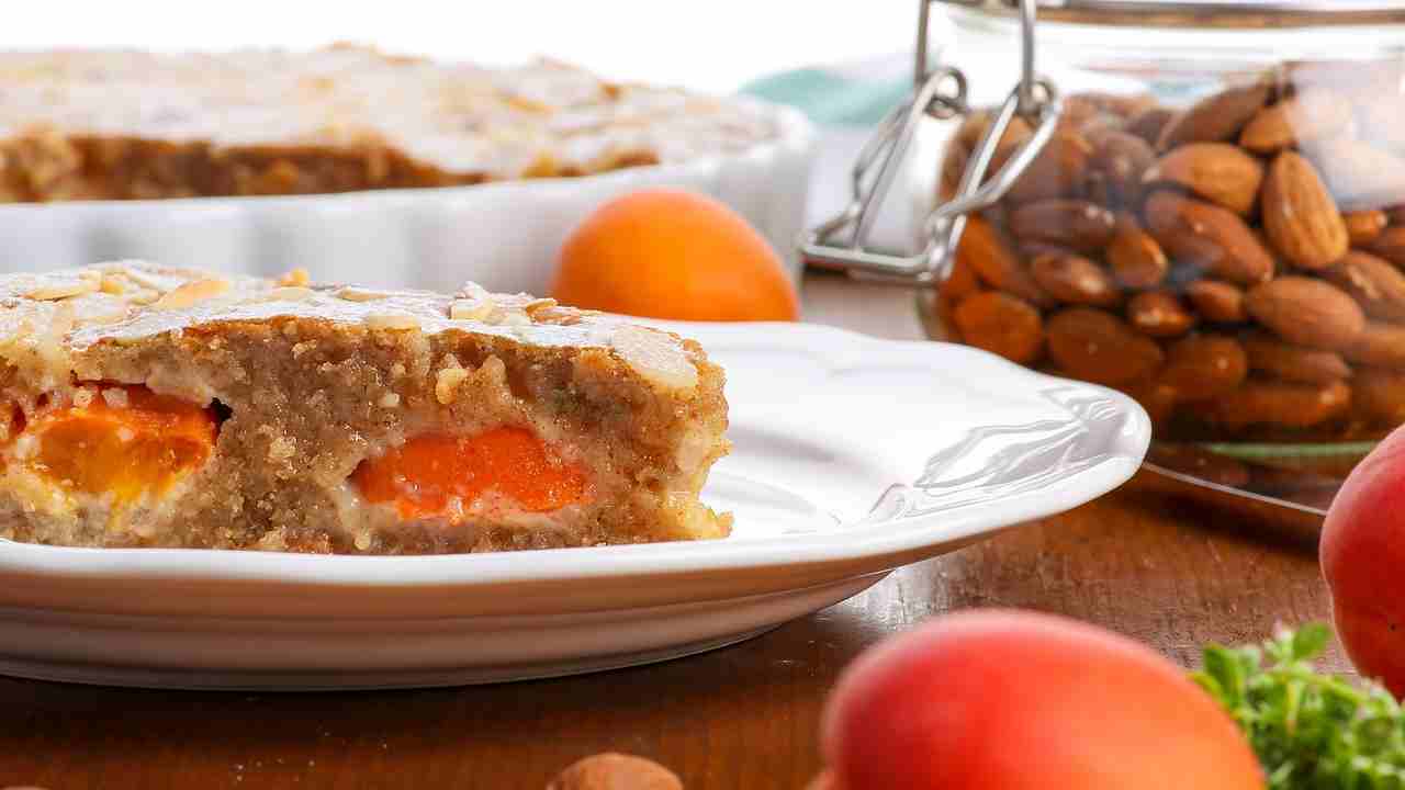 Crema frangipane: ricetta senza e col Bimby e varianti