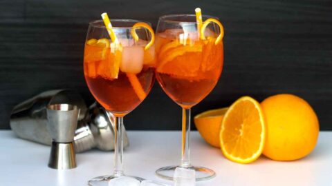 Come fare lo Spritz perfetto: ingredienti, dosi, ricetta e varianti ...